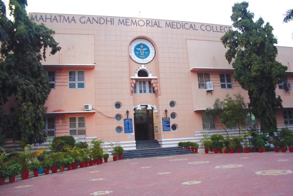 MGM Medical College Indore Admission 2025-Cut off, Fees, Ranking, MBBS/PG/SS Courses